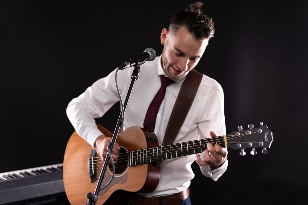 David Mairs Music – Live Music for the Moments That Matter